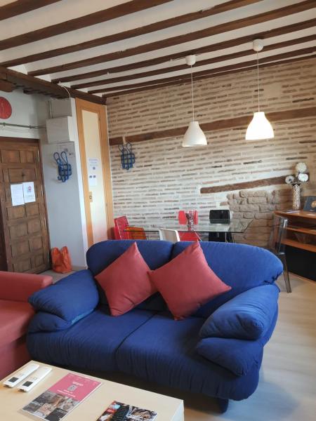 Toledo Flat - Two Bedroom Apartment, Sleeps 6 - Toledo