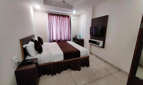Hotel Golden Rays - Udaipur