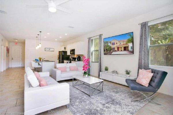 Enjoy The Private View From Your Lovely Pool Area At Solterra Resort! - Davenport, FL