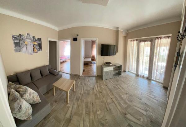 Edina Apartman - Balatonlelle