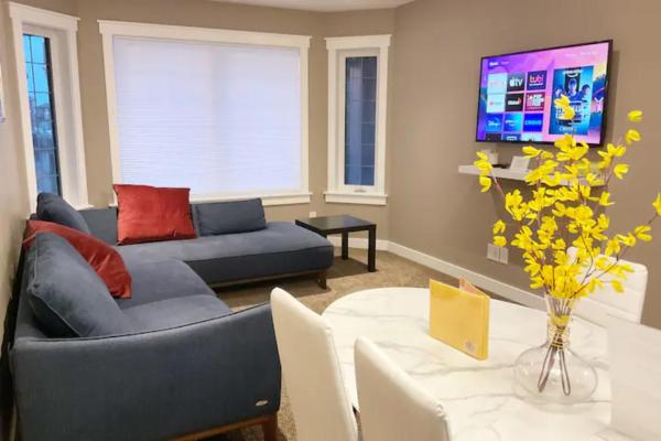 Nairavilla: Upscale Accommodation For Groups - Regina