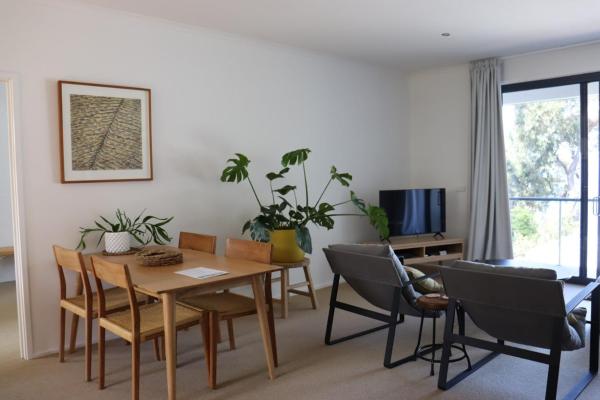 Lorne Garden Terrace Studio With Twin Spa - Lorne