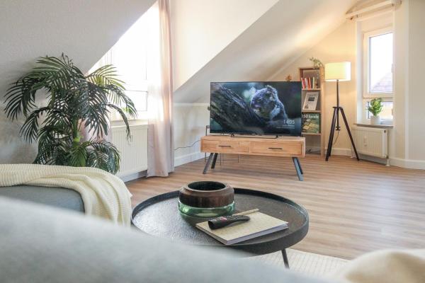 Njoy! Sonnig & Zentral - Queensize - Kaffee - Netflix - Balkon - Perfekt Für Business & Paare - Bad Rappenau