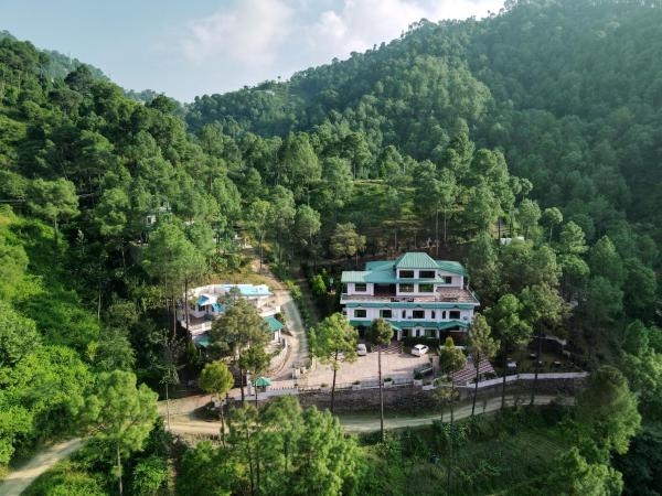 Pineland Resorts & Chalets Kasauli - Solan