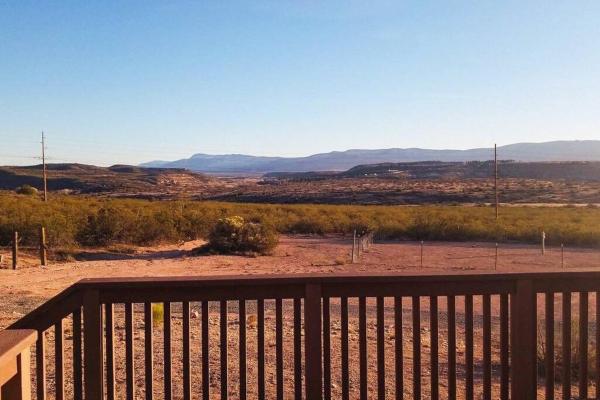 Desert Hillside Lodge 25 Mins From Sedona - Out of Africa Wildlife Park, Camp Verde