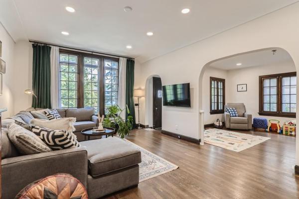 2375 Ivanhoe St - Entire House - Denver