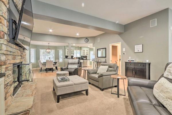 Crystal Bay Home With Fireplace Near Ski Resorts - Post Falls, ID