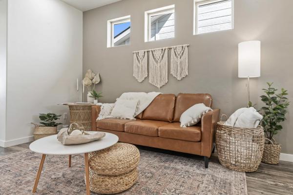 The Bella! West Nampa Private 3 Bedroom Home - Middleton, ID