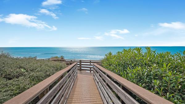 Mistral 6 - Alys Beach, FL