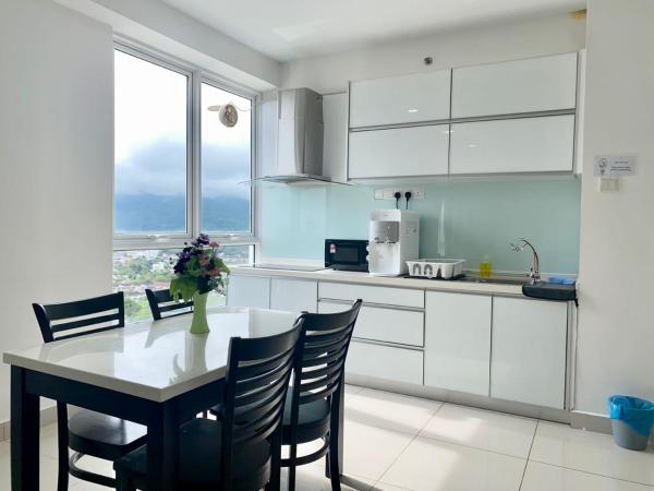 Apartment @ Mansion One George Town - Batu Ferringhi