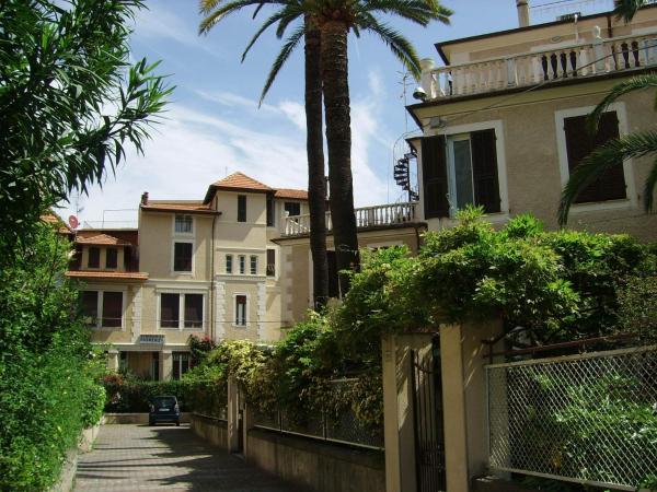 Hotel Fiorenza & Banksia Meublè - Albenga