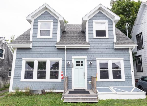 Captain Dan's Shanty - St. Andrews