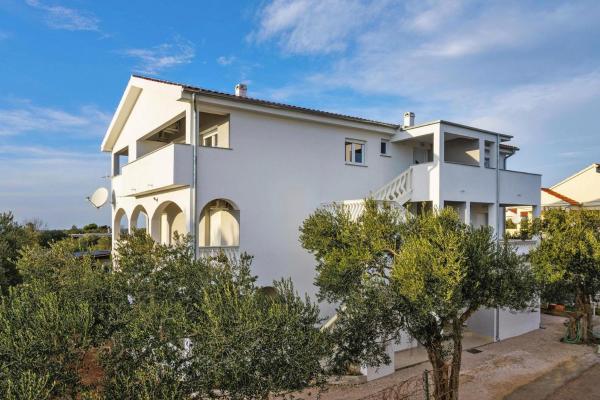 Apartment In Sveti Petar With Balcony And Seaview, At The Beach - Galešnjak