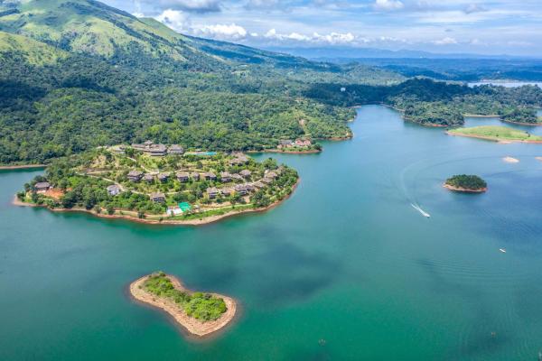 Mountain Shadows Resort Wayanad - Karnataka