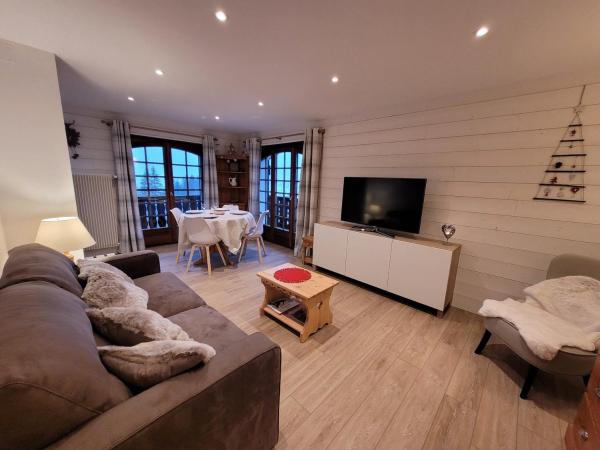 Bel Appartement Rénové 2 Pièces Avec Balcons, Proche Du Centre, Parking, Wi-fi - Fr-1-598-119 - Les Gets