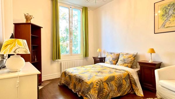 Petit Appartement Dans Une Maison - Anglet