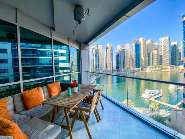 La Buena Vida Holiday Homes - Exquisite Spacious Luxe 1br Apt , Full Marina View, Kitchen, 5 Min To Beach, Jbr And Marina - Dubai Marina