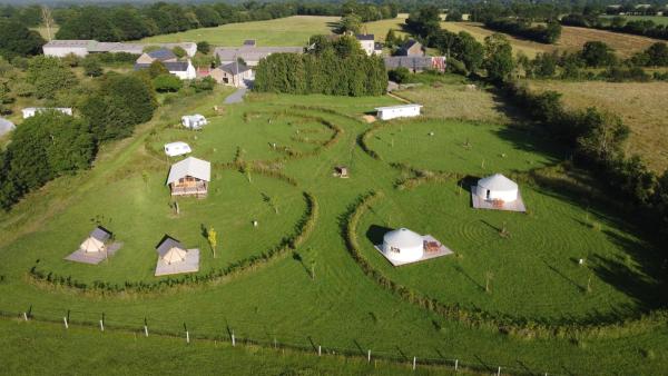 Camping à La Ferme - Hébergements Insolites - Litteau