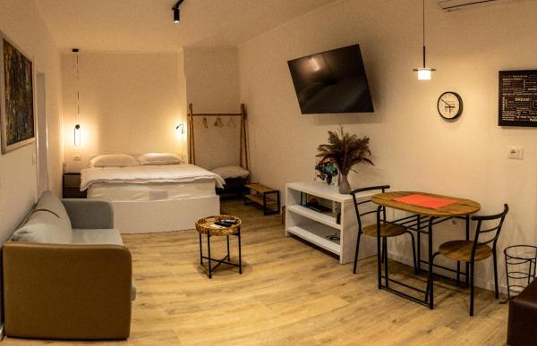 Blloku Studio Apartament - Tirana