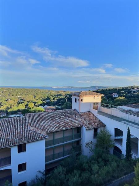 Appartement Vue Mer Sur St Tropez - Piscine - Grimaud