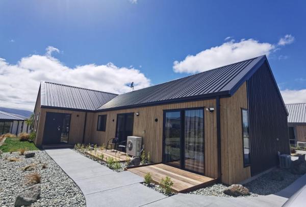Sky Valley - Lake Tekapo