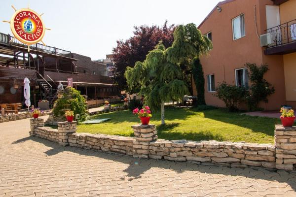 Apartament With 2 Rooms-open-space,private Terrace, 2 Pools,near Sea. - Romania