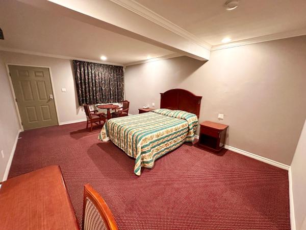 Tropic West Motel - Hollywood, CA