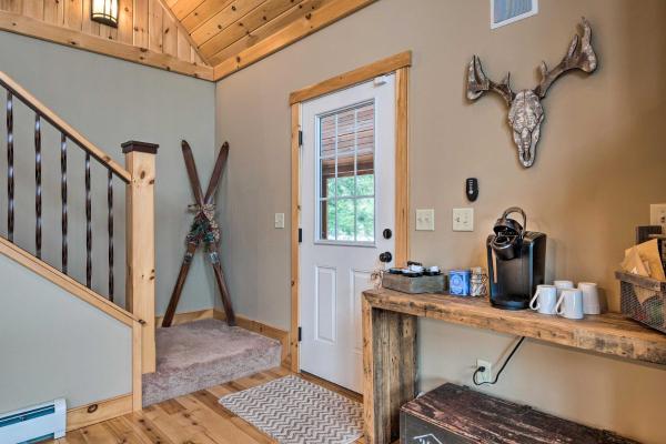 Spacious Cabin 10 Mi To Sunday River Skiing! - Maine