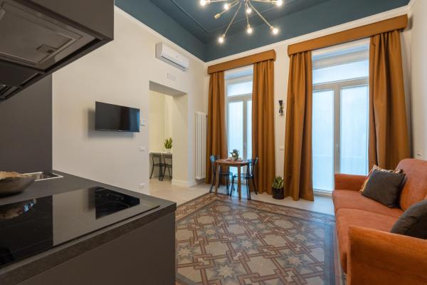 Palazzo Massa Apartments - Naples