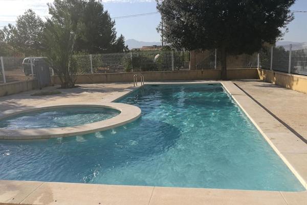 Casa De Campo Muy Grande, Con Piscina Y Pistas - Orihuela