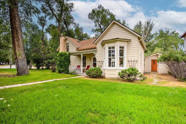 Charming Buena Vista Creekside Home: Walk To Main! - Buena Vista, CO
