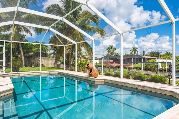 Villa Otterly Amazing- Roelens Vacations - Fort Myers, FL