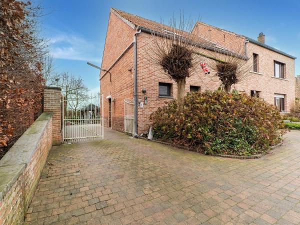 Zoutleeuw Home With Pool - Diest
