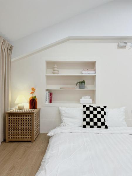Soda White Tainan Homestay - 런더 구