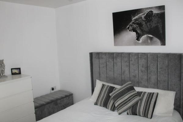Lovely Modern Apartment Close To Town Centre - Colchester