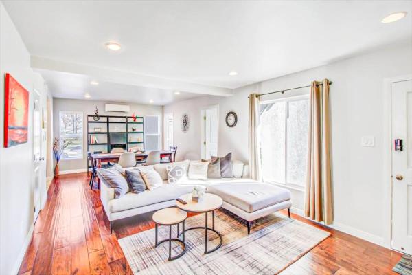 Modern 2-bedroom Haven In The Heart Of La- Hud-vp - Hollywood, CA