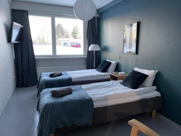 Iso Huoneisto 4 -