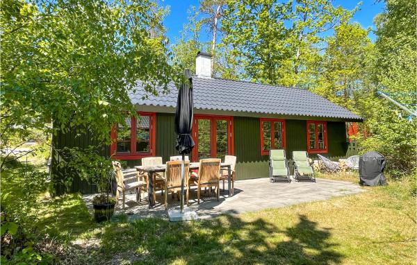 3 Bedroom Awesome Home In Nexø - Dinamarca
