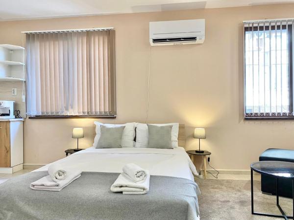 Studio For 4 Guests Next To Mall & Free Street Parking - Rose Valley