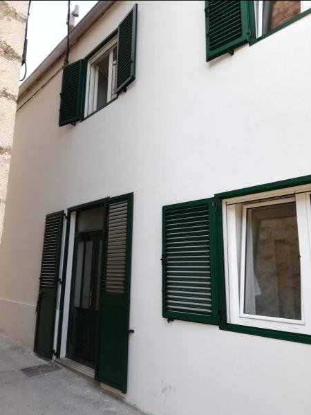 Duplex Apartment In The Center Of Jelsa, Hvar - Jelsa