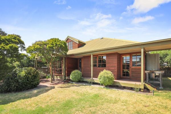 Ripple Retreat - Inverloch