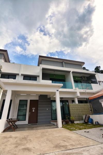 75 Pangkor Ocean - Pangkor Island