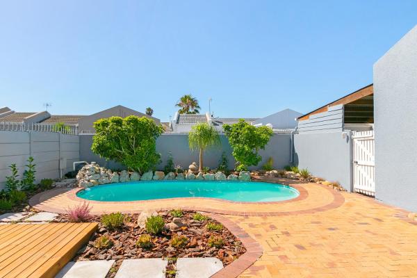 West Beach Escape #Entire House With Pool - Cape Town