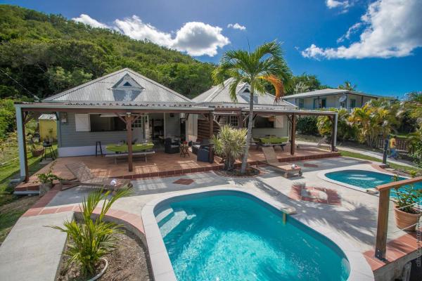 Sunny Bungalow - Martinique