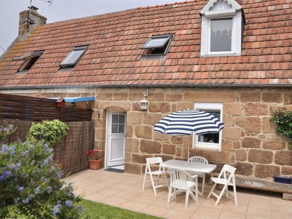 Maison Bretonne à 200m De La Plage Saint-guirec, Ploumanac'h, 2 Chambres, Jardin Fermé - Fr-1-368-124 - Perros-Guirec