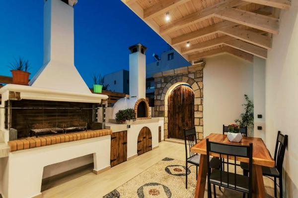 Myrovolos Luxury Eneida's House - Faliraki