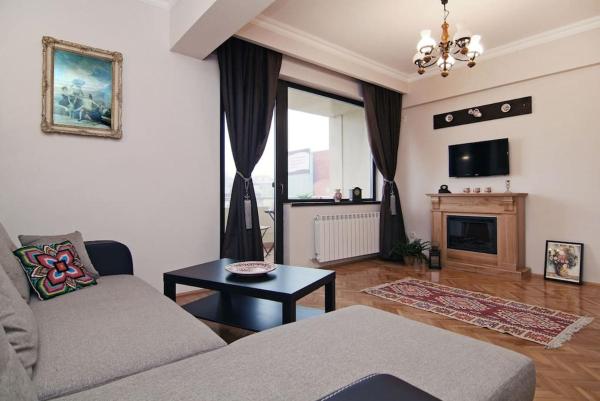 Istoric Center - Romanian Quiet Apartment - Bucarest