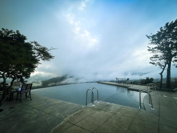 Haze And Kites Resort Munnar - Idukki