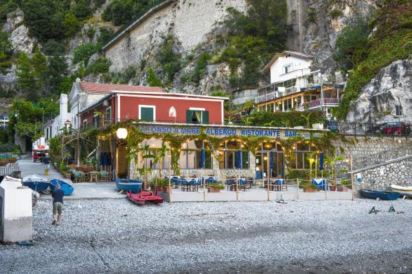 Hotel Alfonso A Mare - Province of Salerno