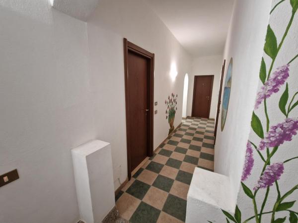 Monolocali In Centro Paese - Lampedusa